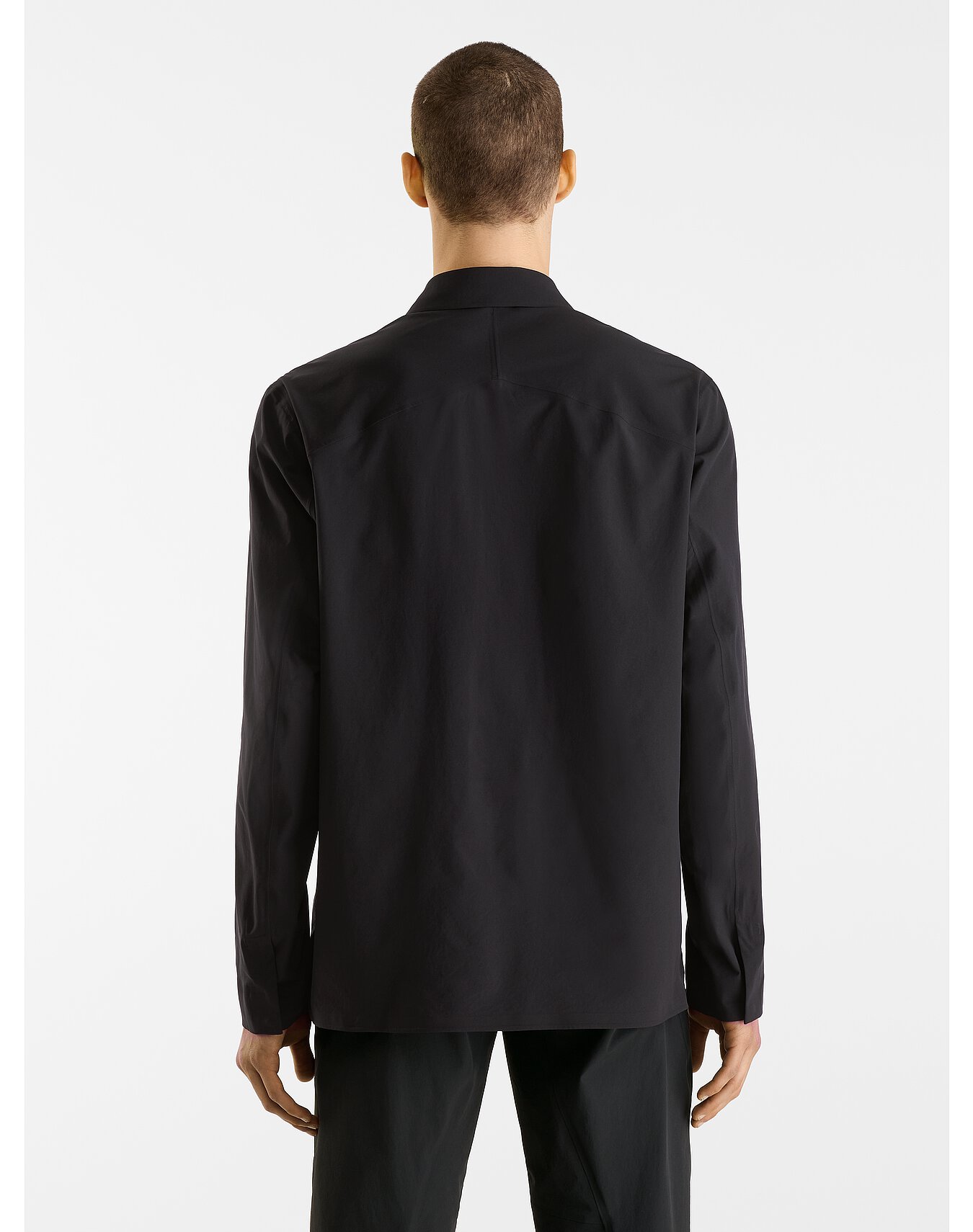 Outdoor注入時尚設計！4個結合機能與時裝的戶外品牌，穿出機能有型的Smart Casual風格 - OUTSiDERS - 戶外風格誌