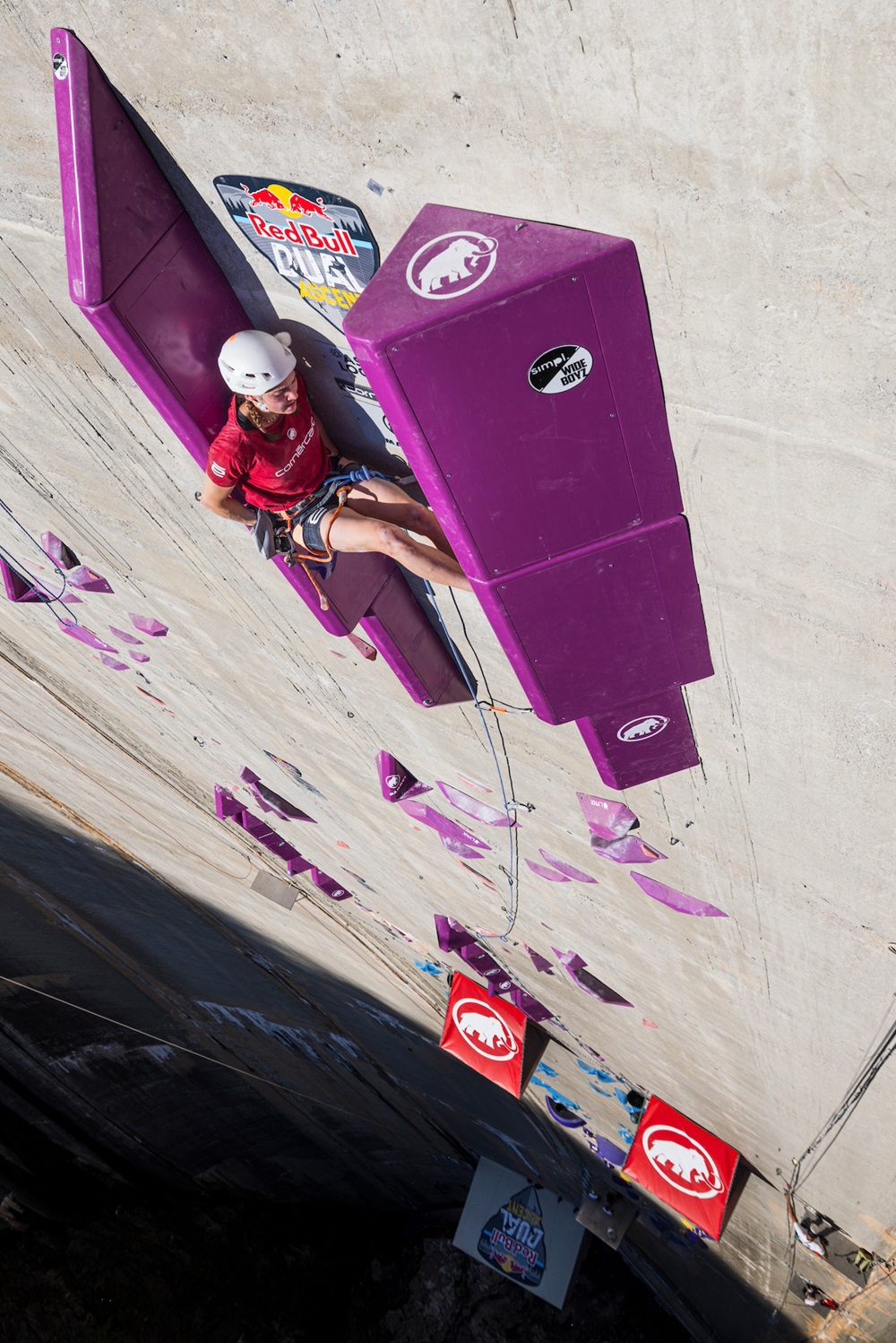 水壩上的攀岩賽！第三屆 Red Bull Dual Ascent 雙人攀岩賽冠軍出爐 - OUTSiDERS - 戶外風格誌